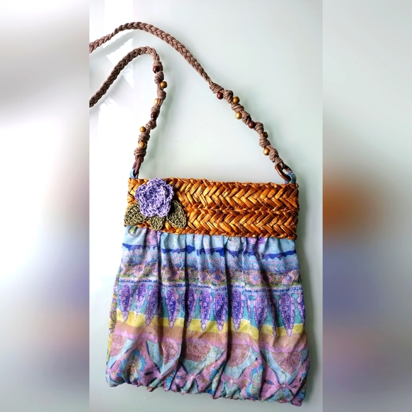 Cappelli Straworld | Bags | Vintage Capelli Fabric And Wicker Purse ...